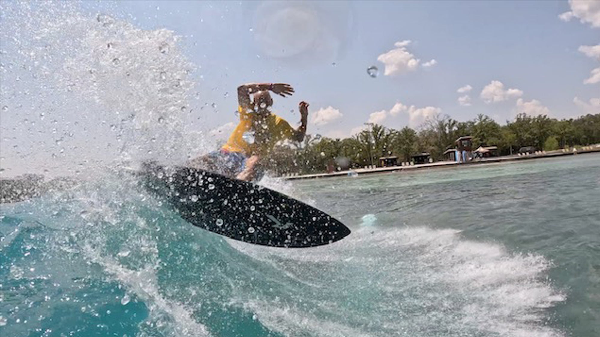 Surf 'n Show - by Noel Salas